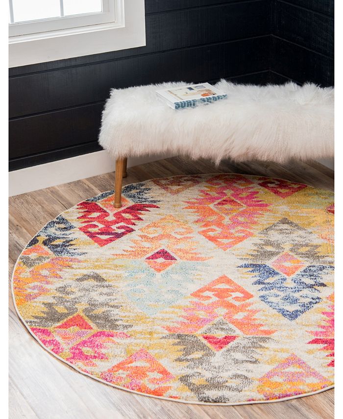 Bayshore Home CLOSEOUT! Arcata Arc1 3' 3" x 3' 3" Round Area Rug - Macy's