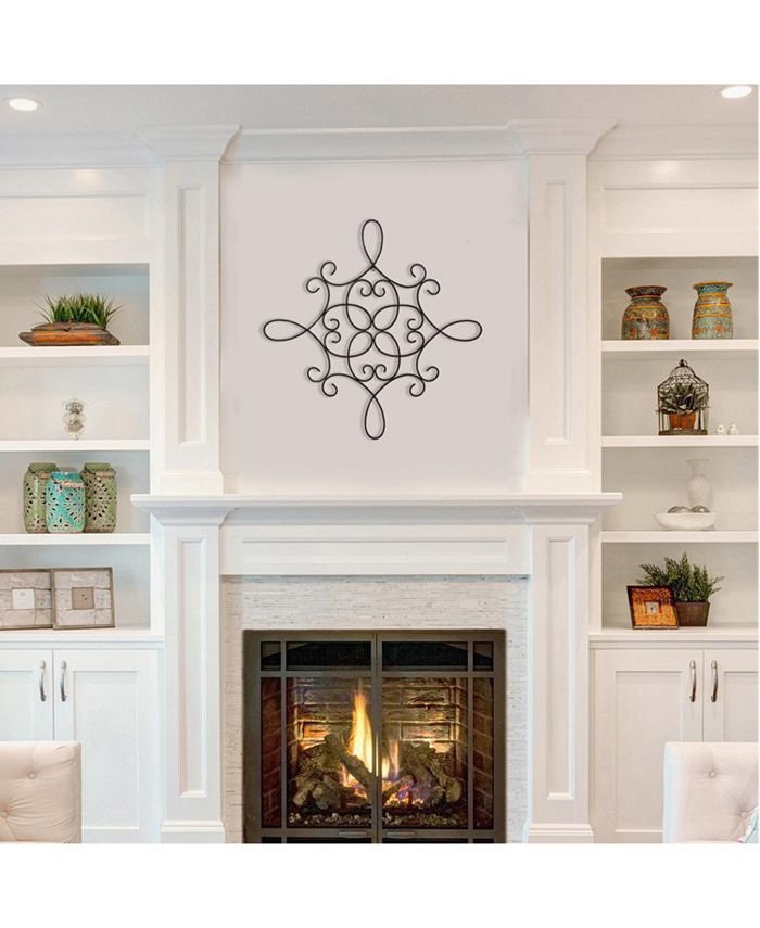 Stratton Home Décor Stratton Home Decor Traditional Scroll Medallion ...