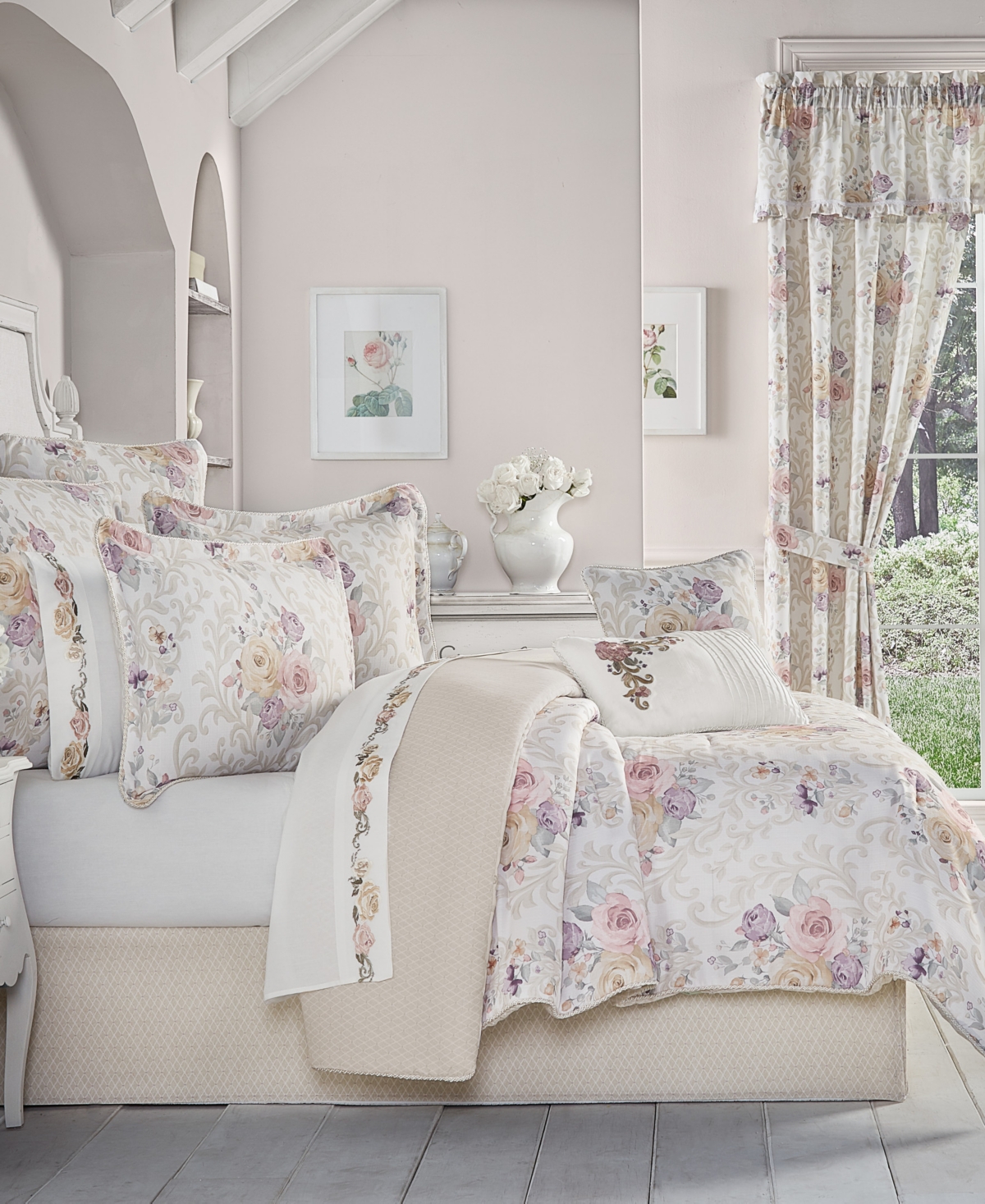 Click here for Royal Court Chardonnay 4-Pc. Comforter Set  Full -... prices