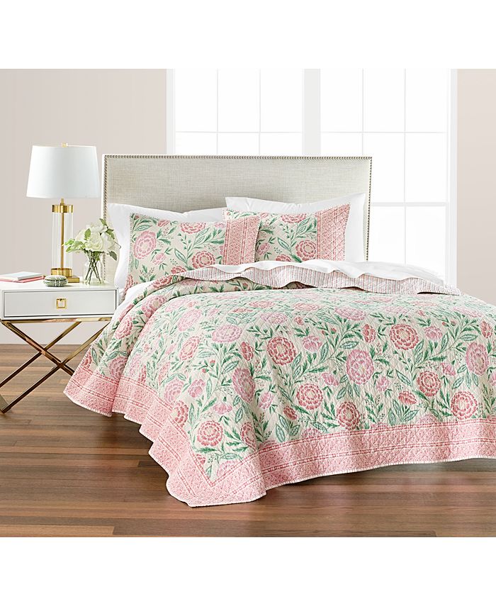 Martha Stewart Collection CLOSEOUT! Woodblock Floral Frame Quilt, Twin ...