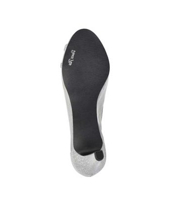 Easy Street Women's Picaboo Pumps - Macy's