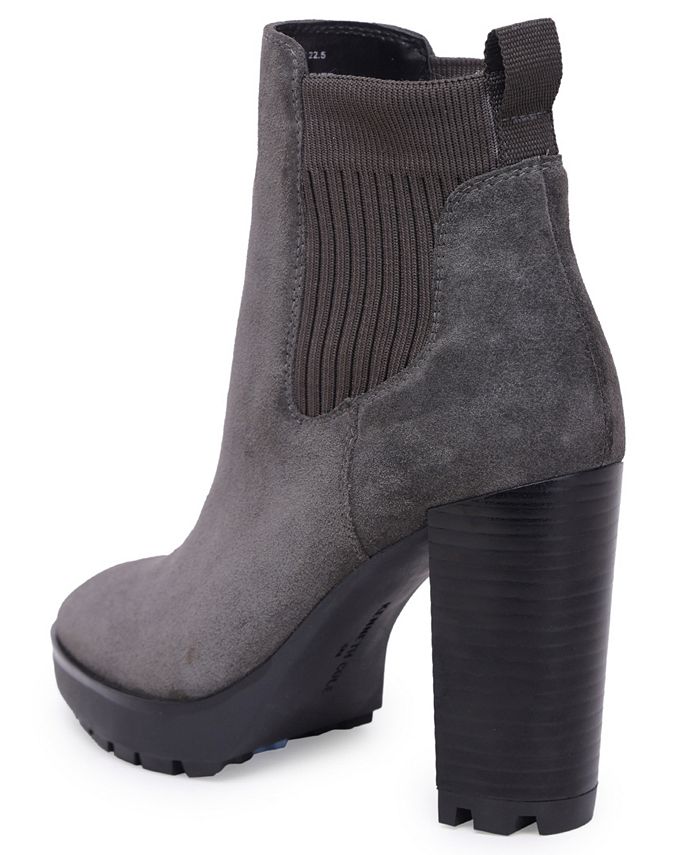Kenneth Cole New York Women's Junne Lug Sole Chelsea Narrow Booties ...