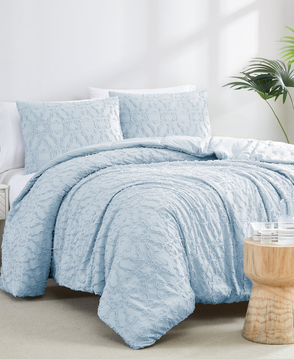 Click here for Southshore Fine Linens Stella Clipped Jacquard 3-P... prices