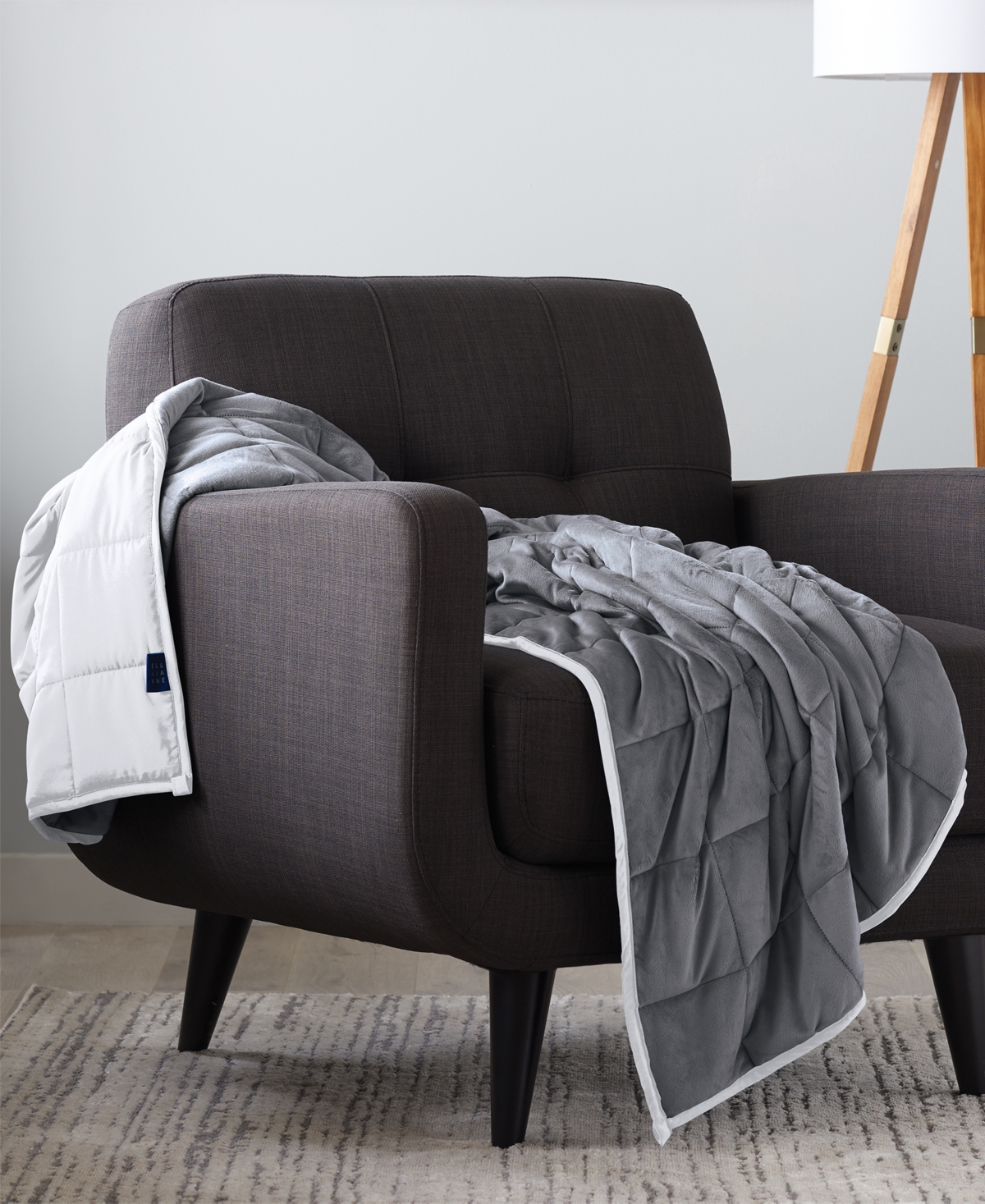 Ella Jayne Reversible Anti-Anxiety 20lb Weighted Blanket - Grey/White