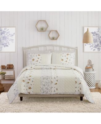 CLOSEOUT! Jessica Simpson Endora 3-Piece Quilt Set, Full/Queen - Macy's