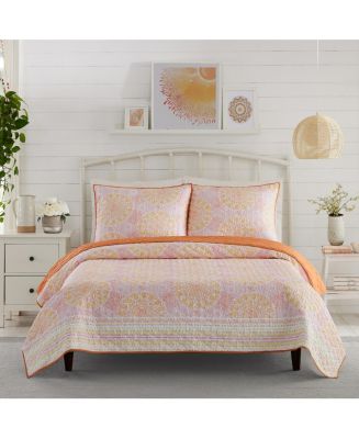 Jessica Simpson Medallion 3-Piece Quilt Set, King - Macy's