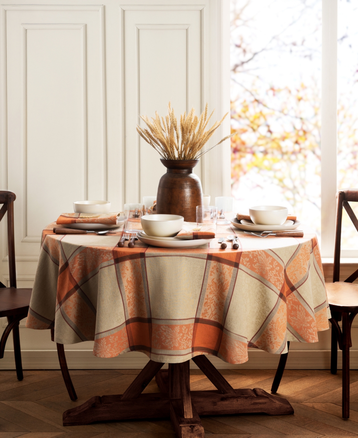 Click here for Elrene Autumnal Harvest Jacquard Tablecloth  70 Ro... prices