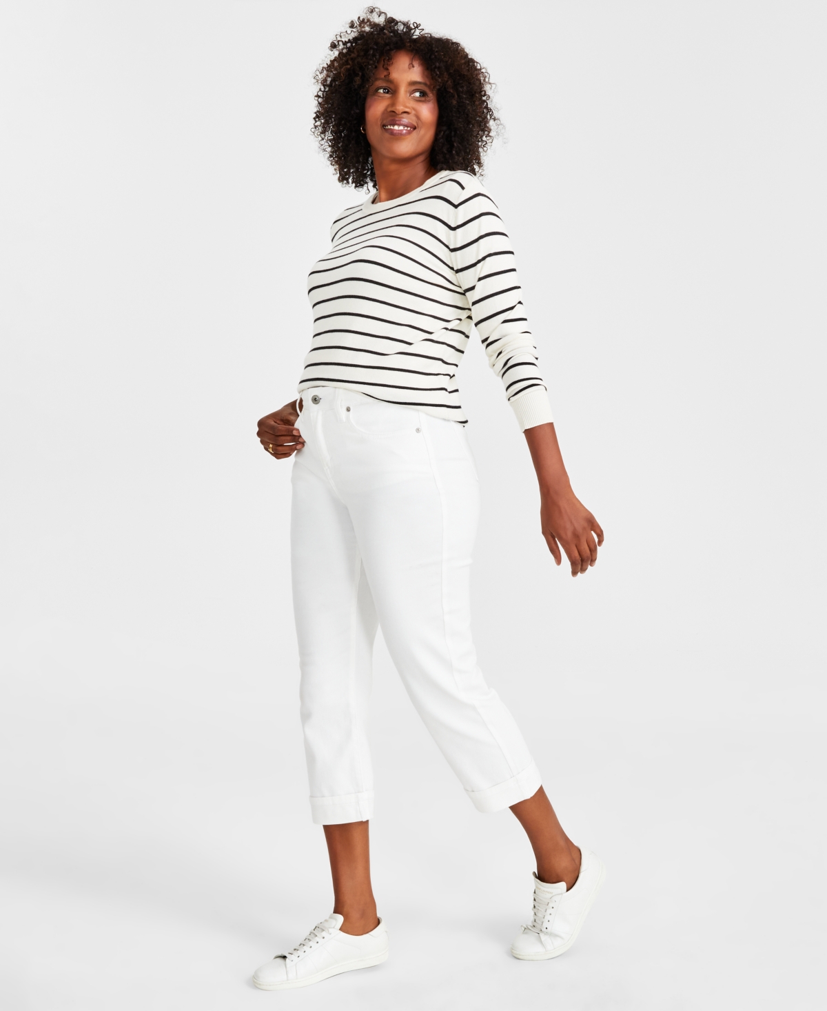 Style & Co Womens Mid-Rise Curvy Capri Jeans  Exclusively at Macys - Bright White