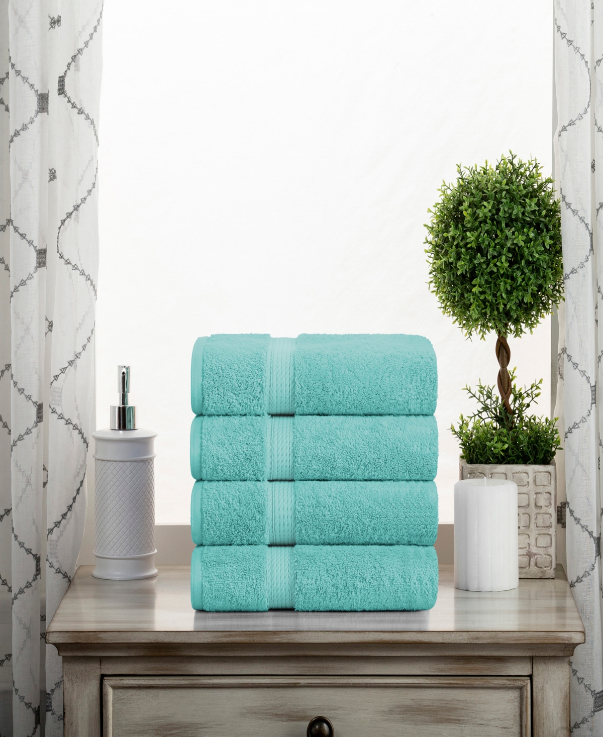 Click here for Superior 100 Egyptian Cotton 4-Piece Hand Towel Se... prices
