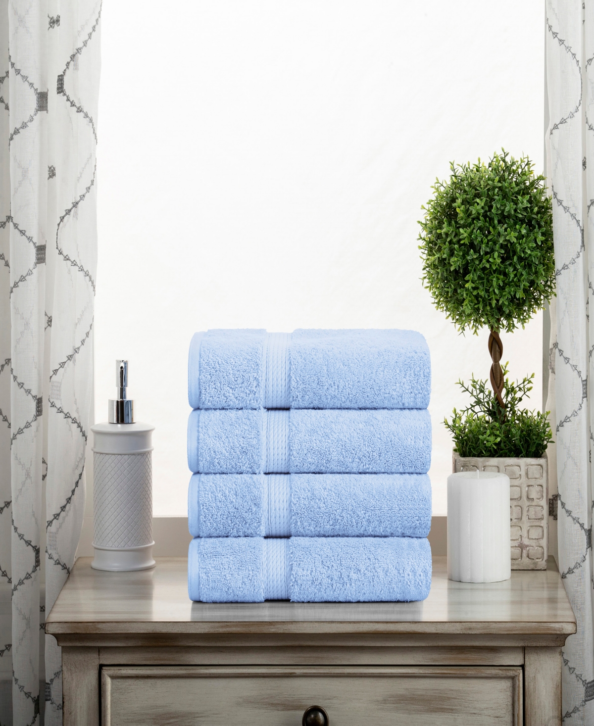 Click here for Superior 100 Egyptian Cotton 4-Piece Hand Towel Se... prices