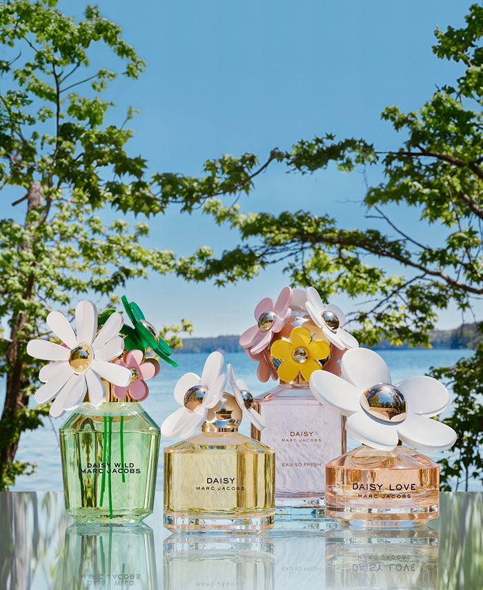 Marc Jacobs Daisy Wild Eau de Parfum, 3.3 oz. - Macy's