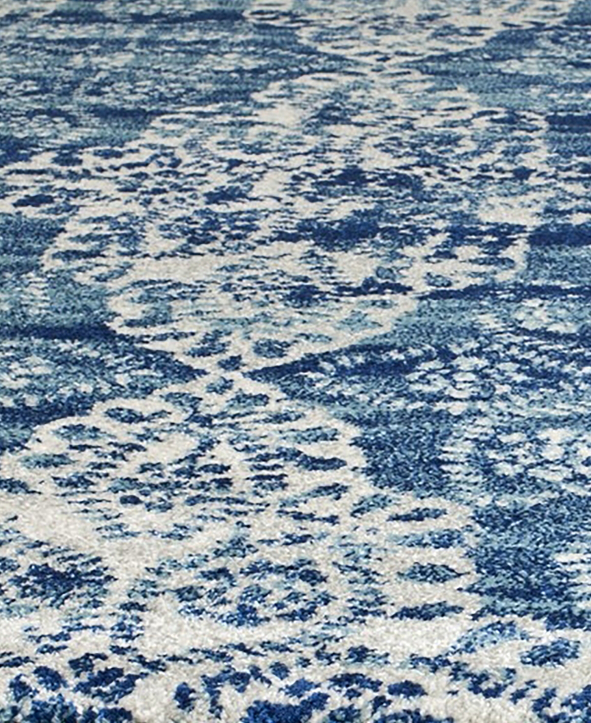 Click here for Safavieh Evoke EVK266F Royal/Ivory 51 x 76 Area Ru... prices