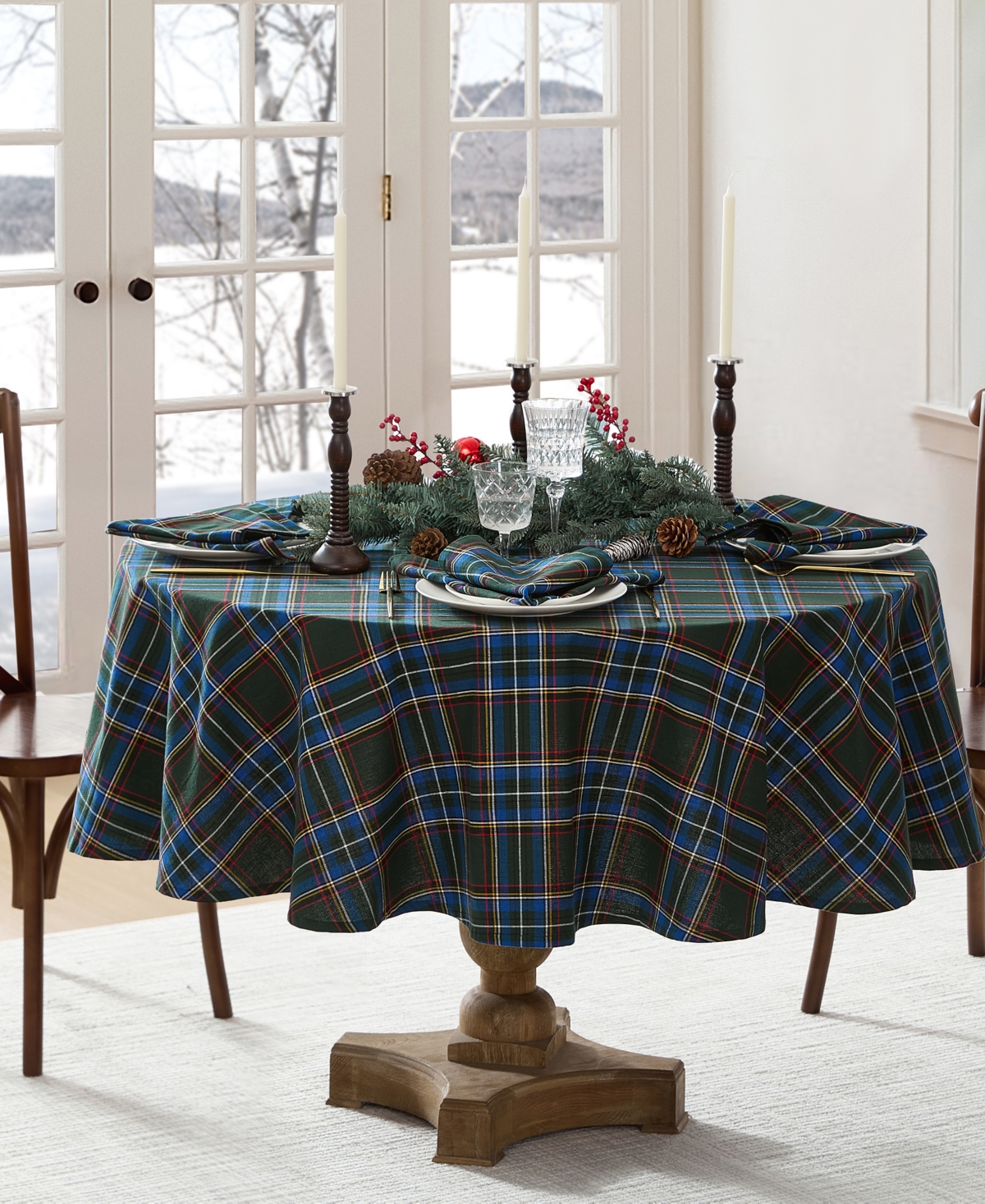 Elrene Stowe Tartan Holiday Plaid Round Tablecloth  70x 70 - Green