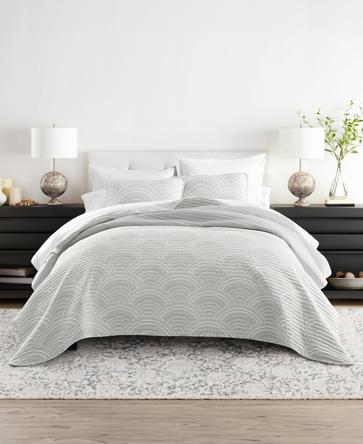 Click here for ienjoy Home Scallop Reversible 3-Pc. Lightweight Q... prices