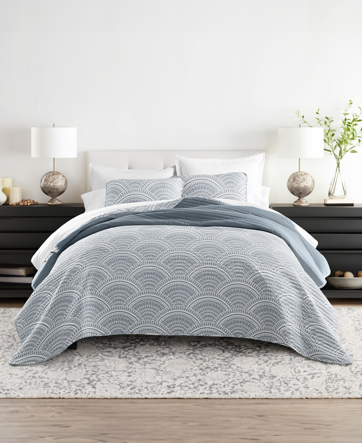 Click here for ienjoy Home Scallop Reversible 3-Pc. Lightweight Q... prices