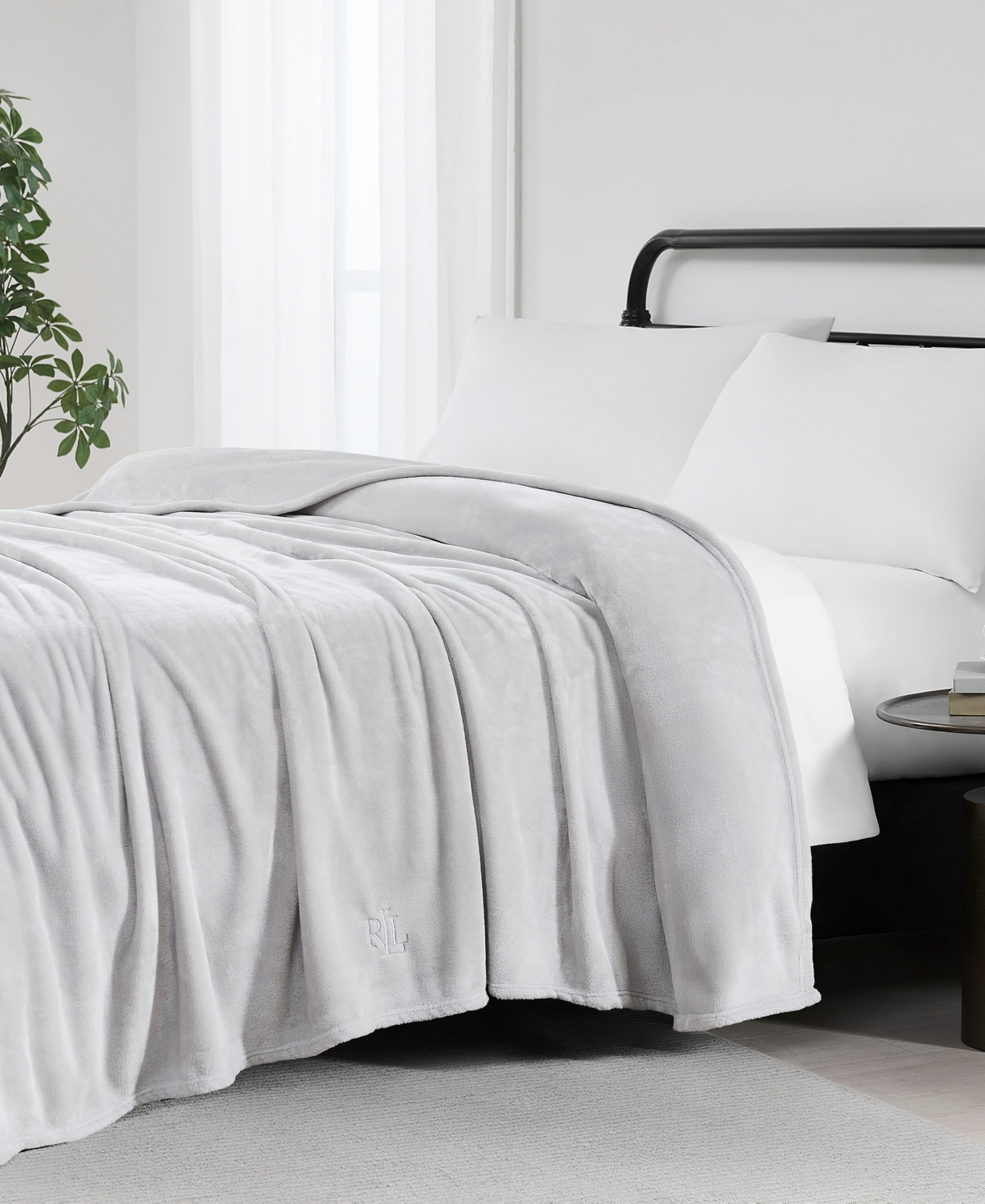 Click here for Lauren Ralph Lauren Micromink Plush Blanket  King... prices