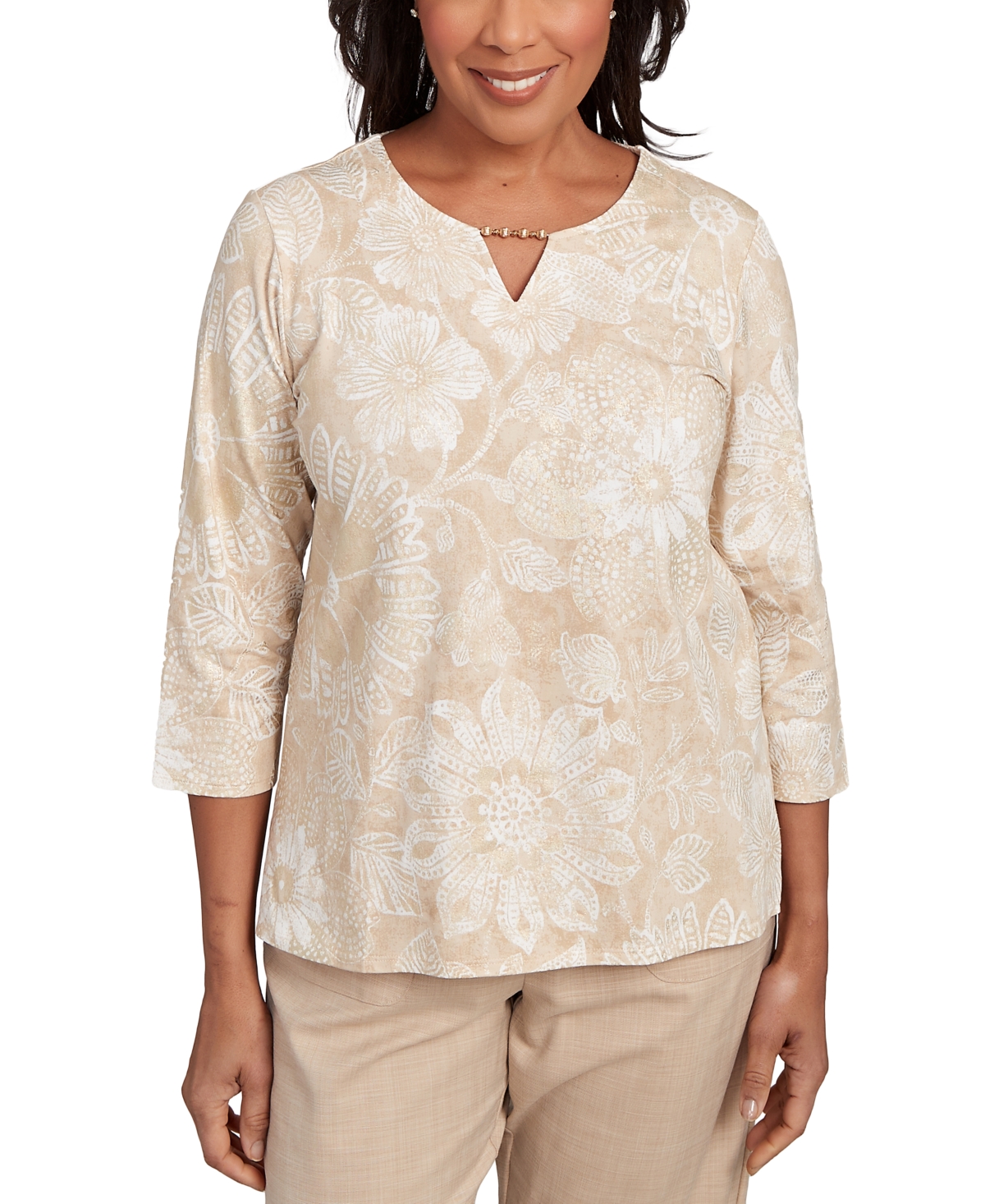 Click here for Alfred Dunner Petite Catalina Island Textured Flor... prices