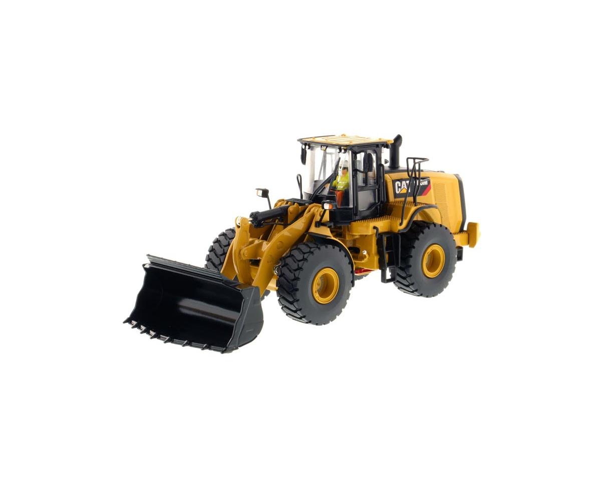 Click here for Diecast Masters 1/50 Caterpillar 9662M Wheel Loade... prices