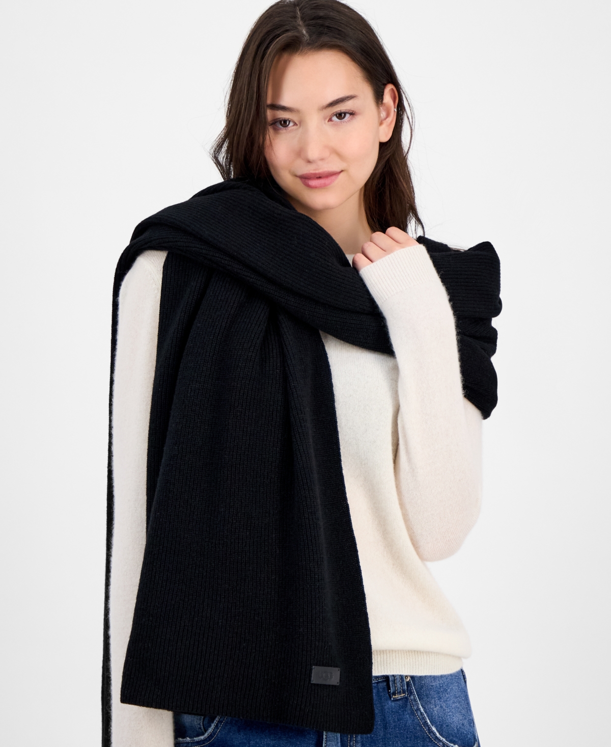 Click here for Ugg Luxe Wool & Cashmere Blanket Scarf - Black prices