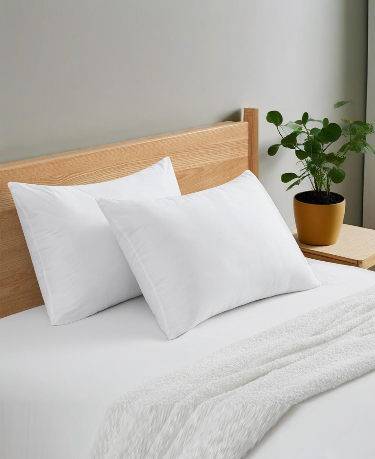 Click here for Unikome Microfiber Soft Down Alternative 2-Pack Pi... prices