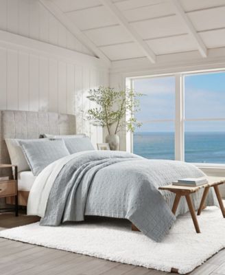 Click here for Ugg Campo Exquisite Quilt Set prices
