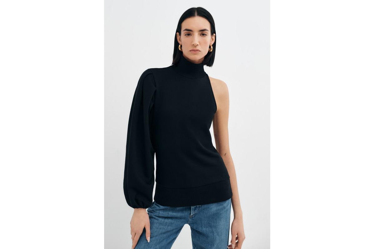 Click here for Marcella Womens Rhett Sweatshirt - Black prices