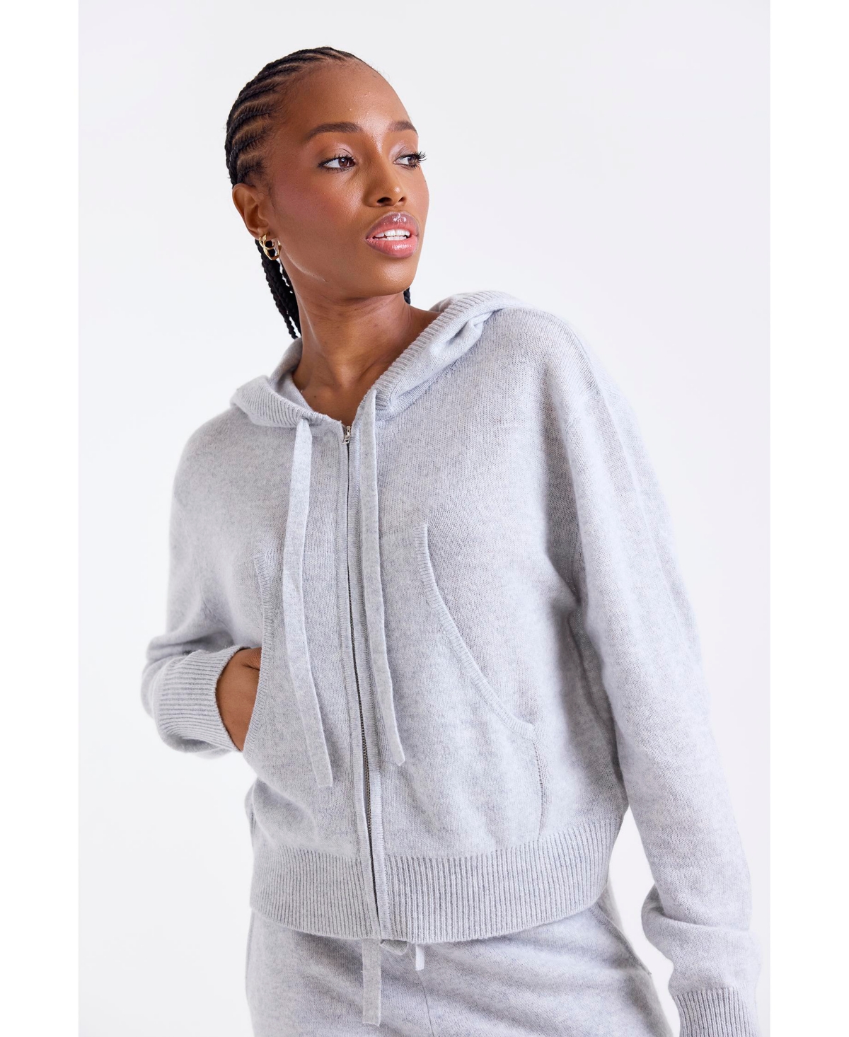 Click here for 1982 Womens Lavinia Crop Zip Up Cashmere Sweater -... prices