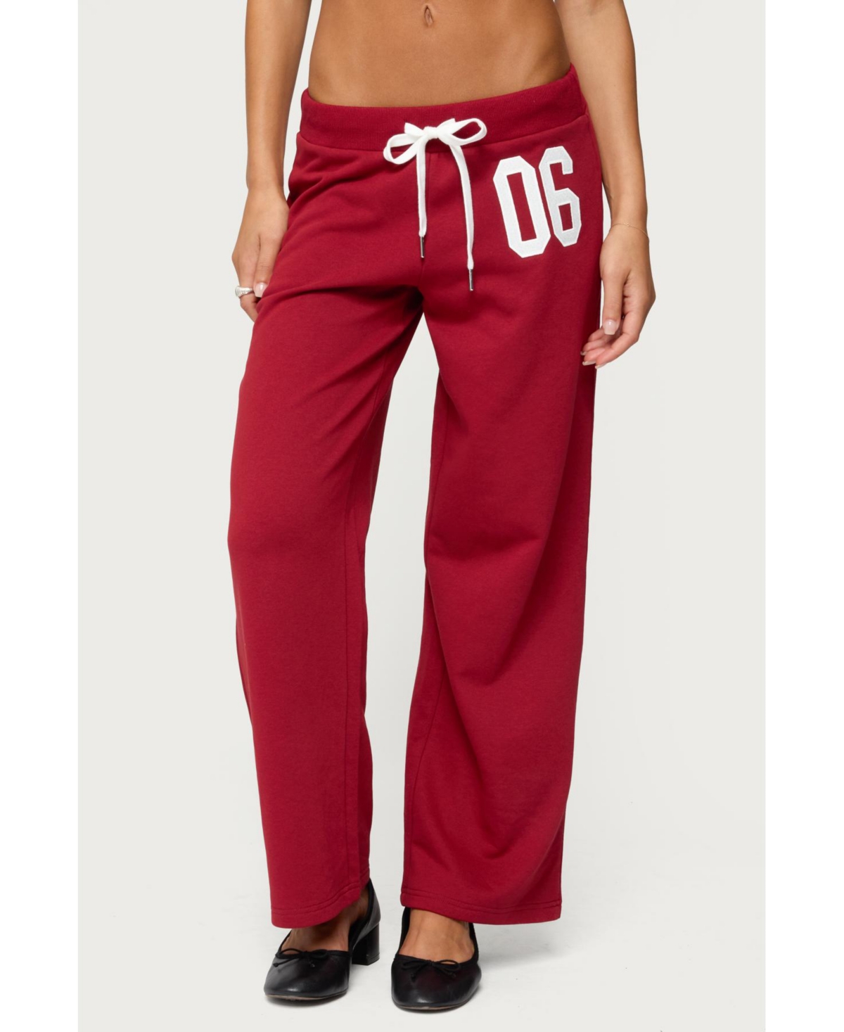 Click here for Edikted Womens Petite 06 Sweatpants - Burgundy prices