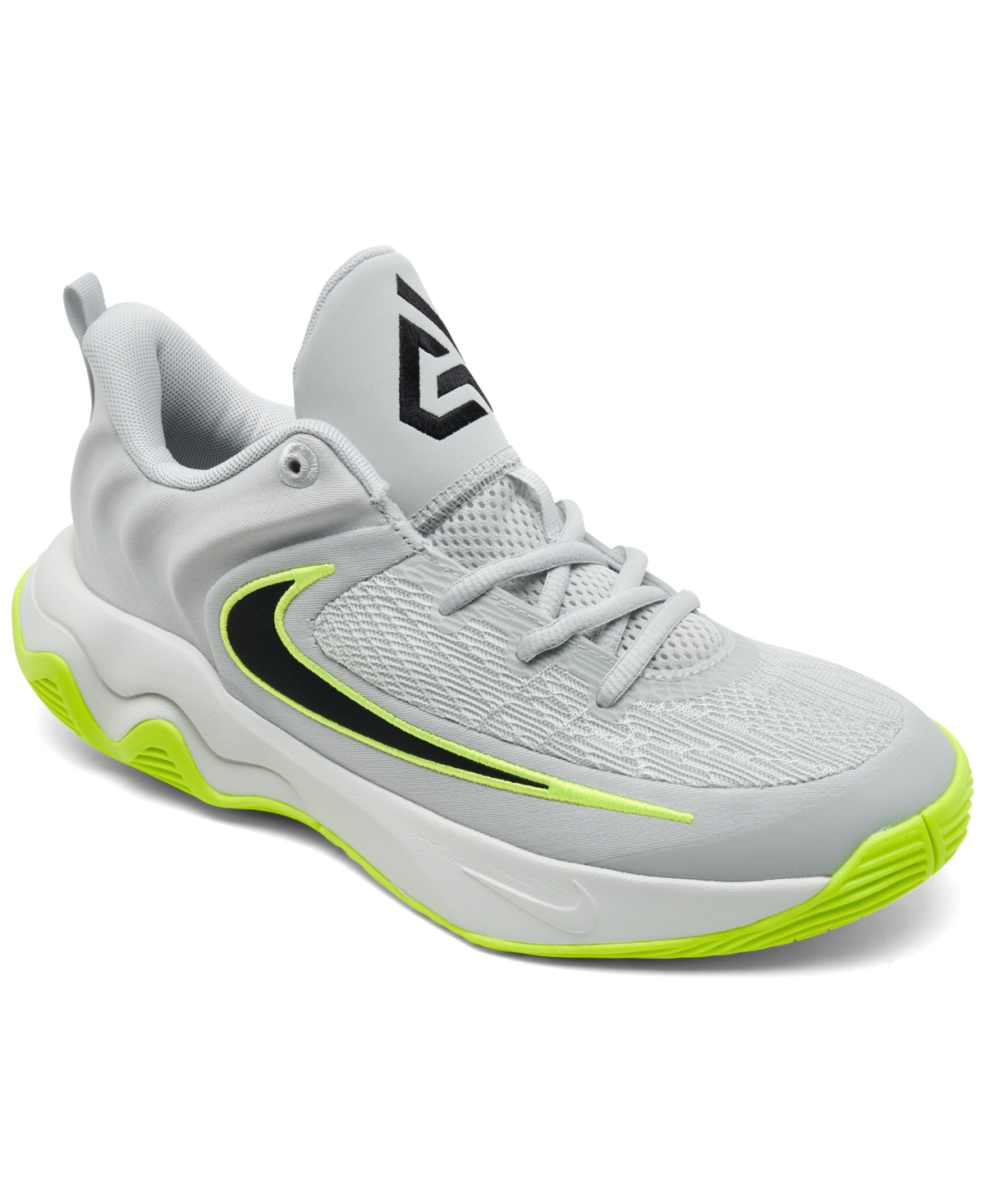 Click here for Nike Big Kids Giannis Immortality 4 Basketball Sne... prices