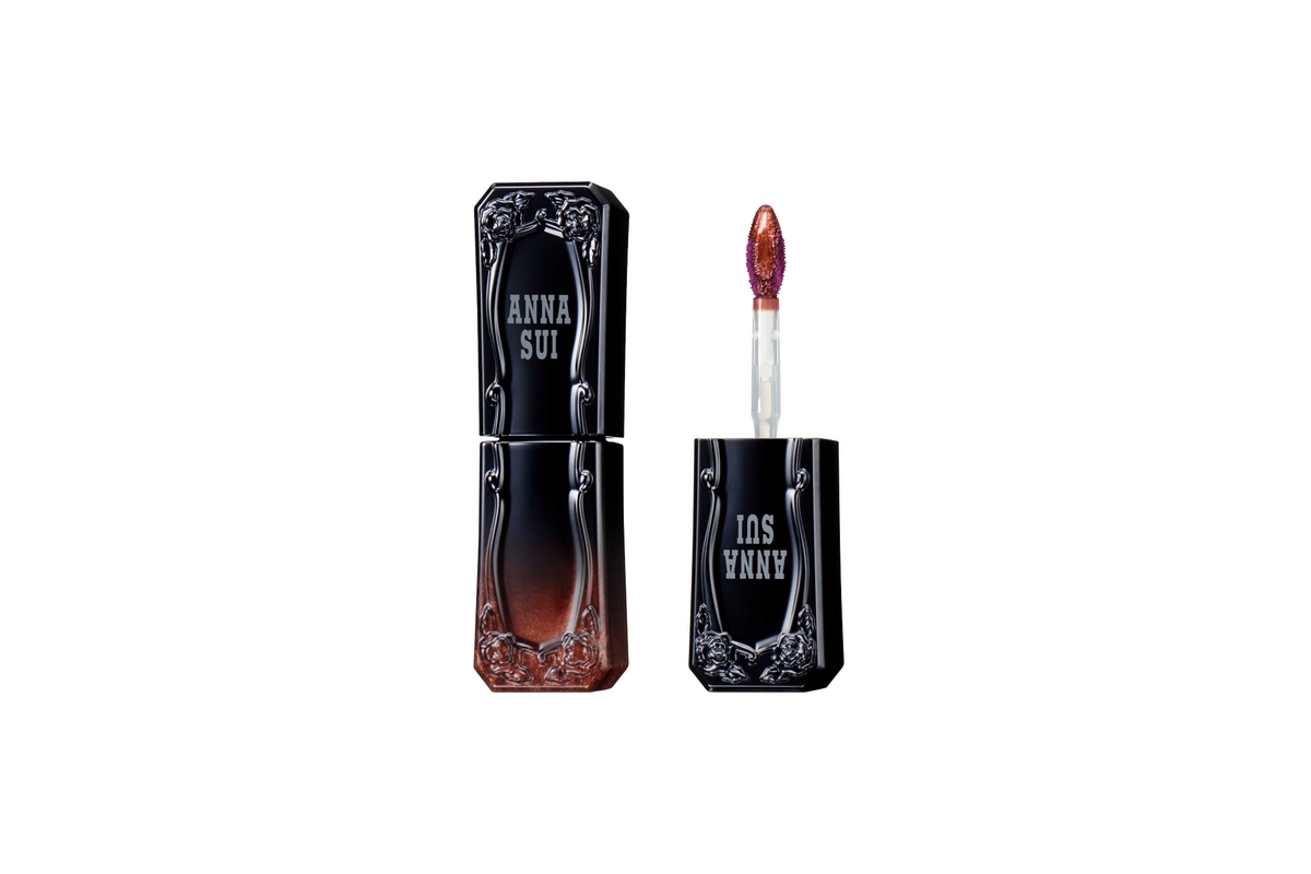 Click here for Anna Sui Tint Rouge 800 - Spicy cola 500 prices
