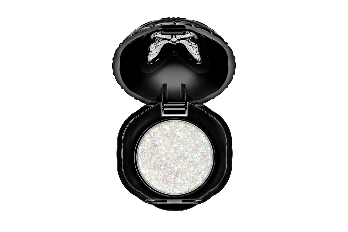 Click here for Anna Sui Glitter Eye Color 801 - Meteor shower and... prices