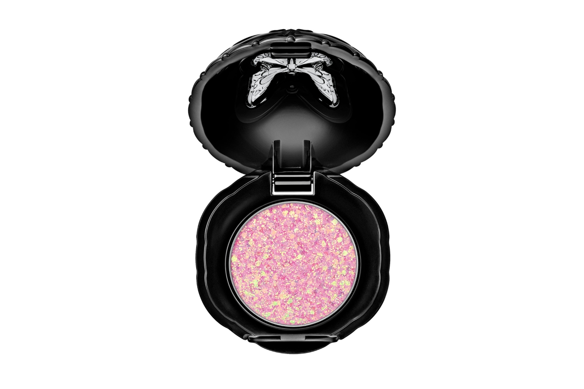 Click here for Anna Sui Glitter Eye Color 801 - Confetti party sw... prices