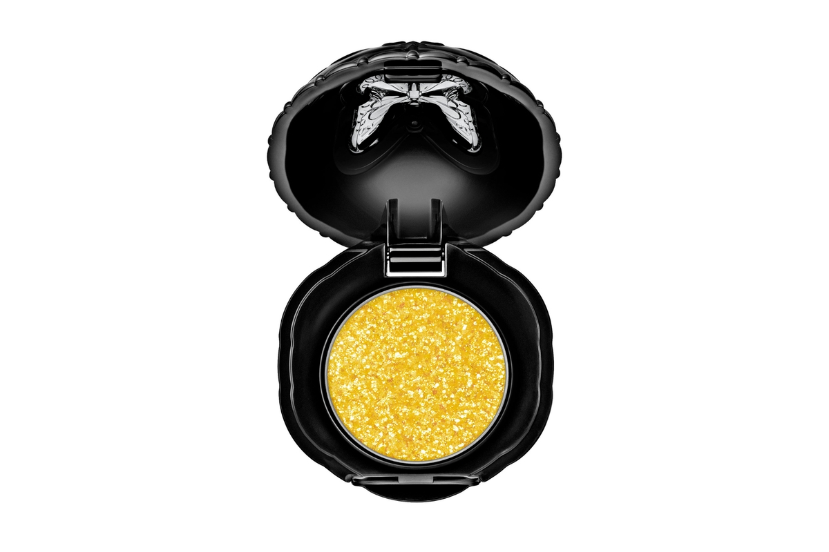 Click here for Anna Sui Glitter Eye Color 801 - Humming bird  che... prices