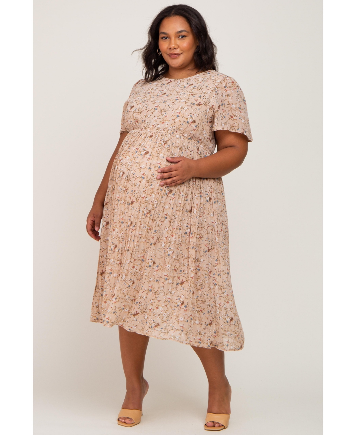 Click here for Pinkblush Plus Size Light Pink Floral Pleated Chif... prices