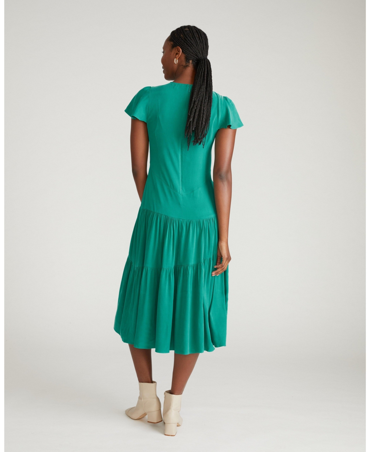 Click here for Universal Standard Womens Mariella Stretch Cupro D... prices