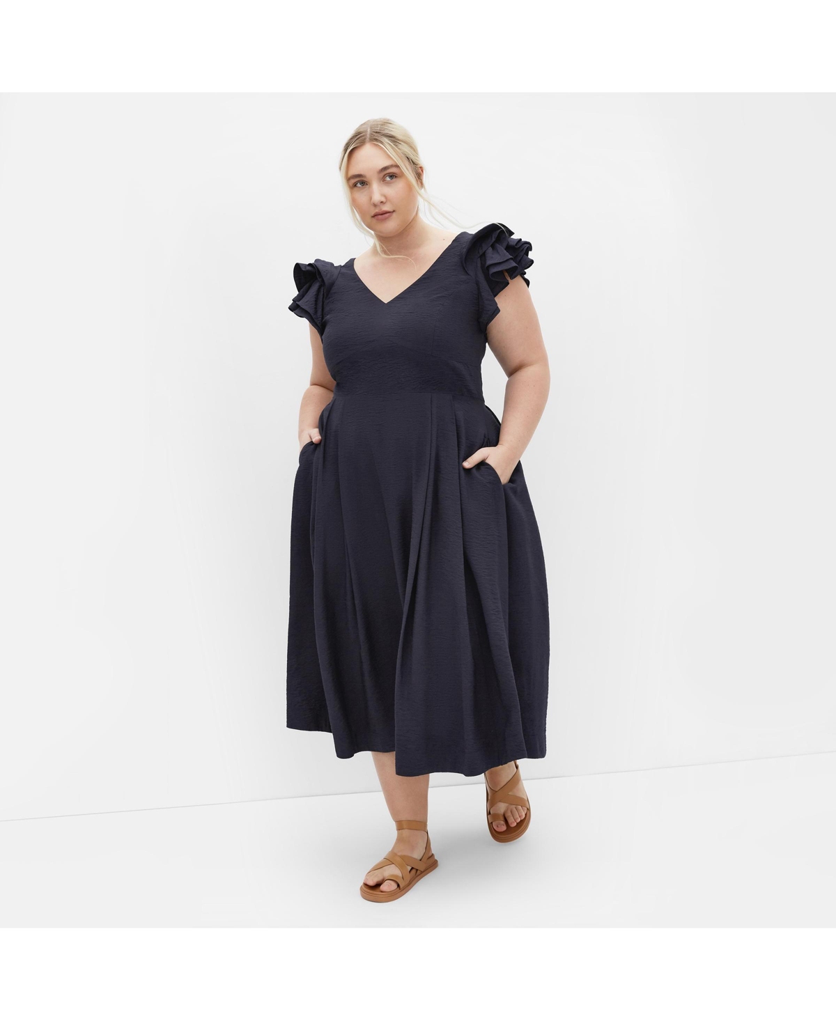 Click here for City Chic Womens Plus Size Carla Dress - Navy prices