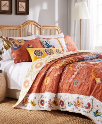 Click here for Greenland Home Fashions Topanga Bohemian Floral Qu... prices