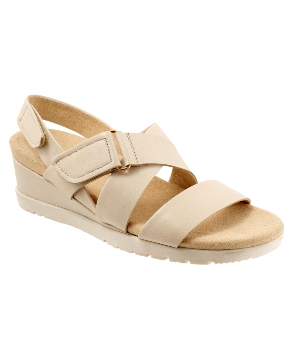 Click here for Softwalk Novi Sandal - Ivory prices