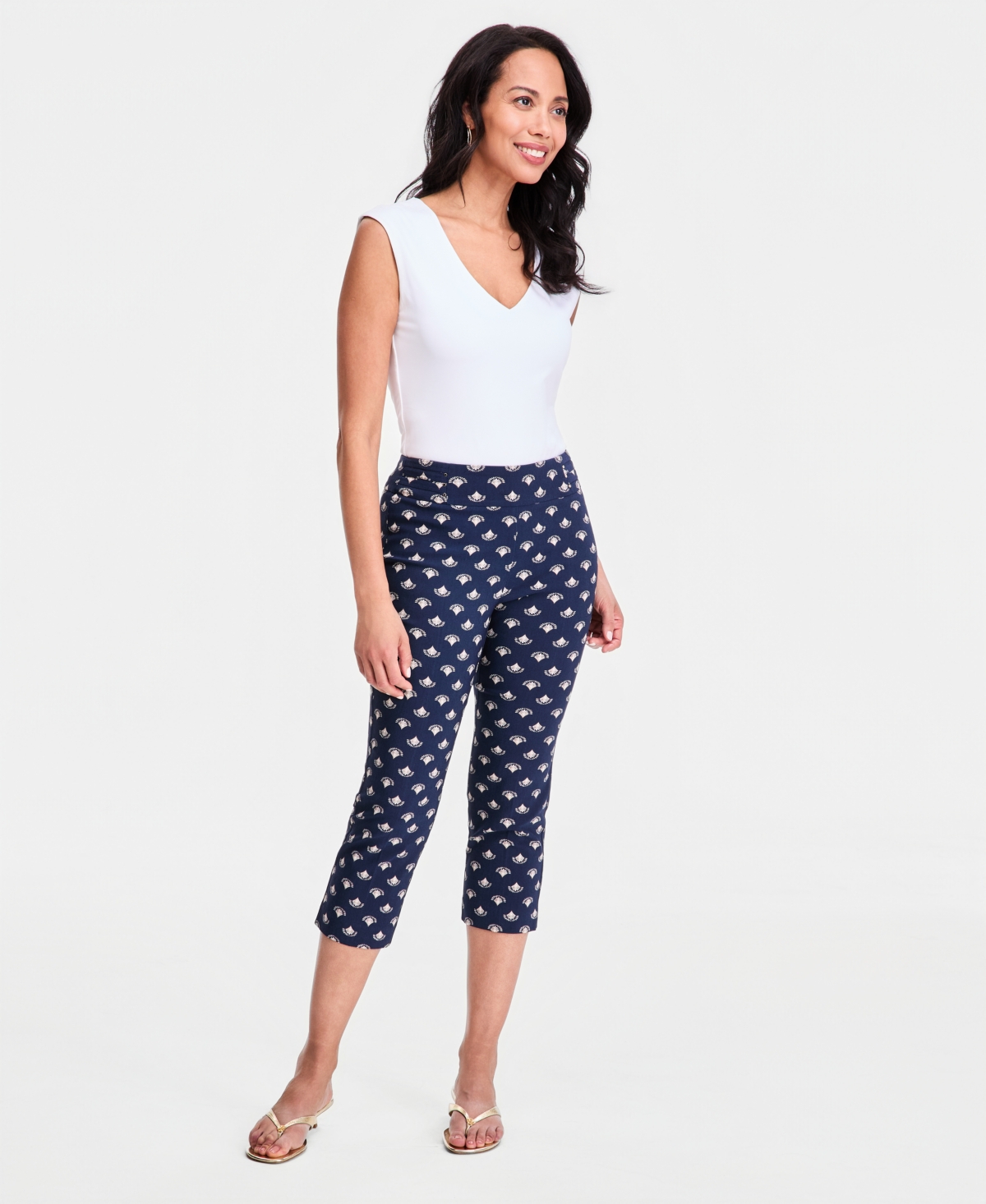Click here for Jm Collection Womens Printed Pull-On Capri Pants... prices