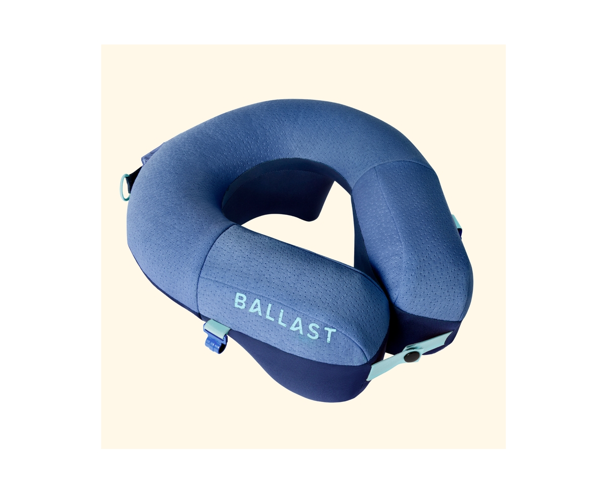 Click here for Ballast Gear Ballast Pro Pillow - Ocean blue prices