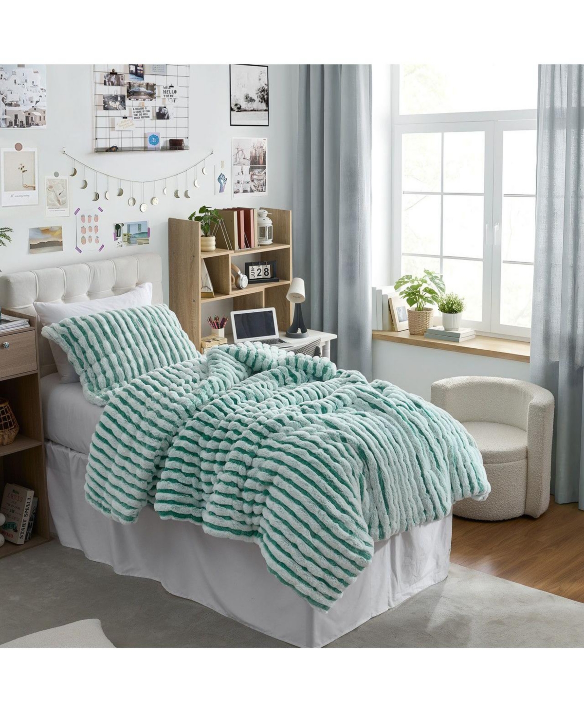 Click here for Coma Inducer Oversized Comforter Set- Freezin Wate... prices