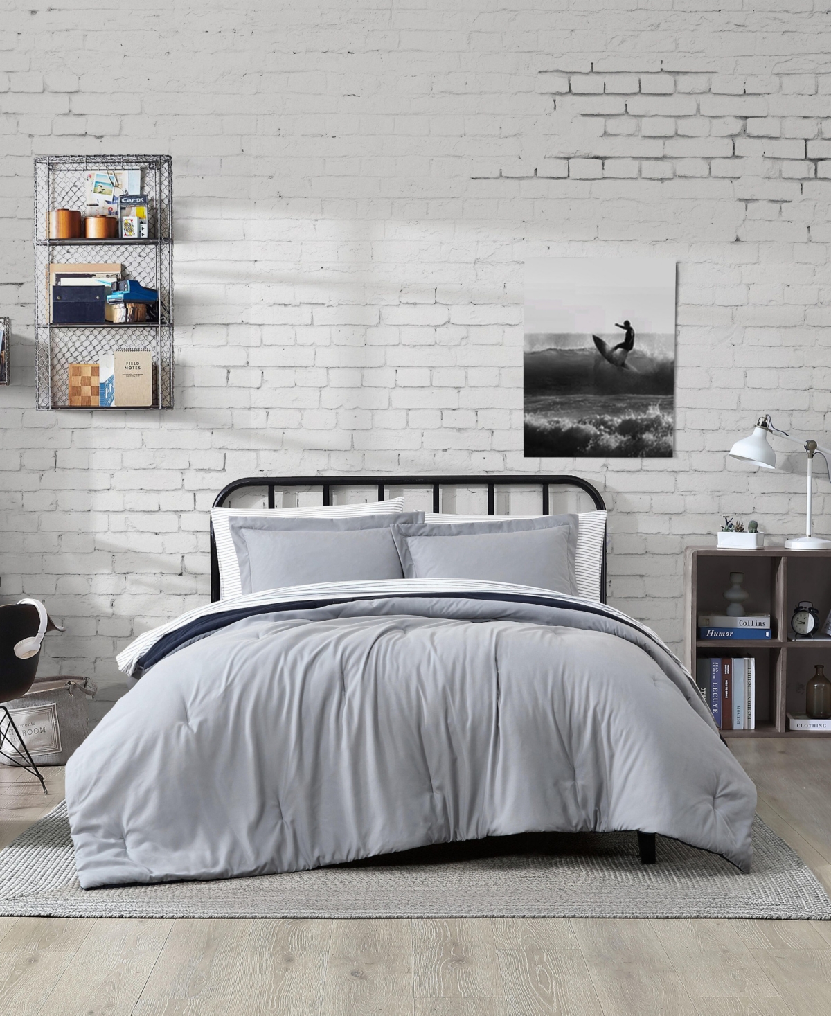 Click here for Nautica Hayes Solid Reversible 5-Pc. Comforter Set... prices