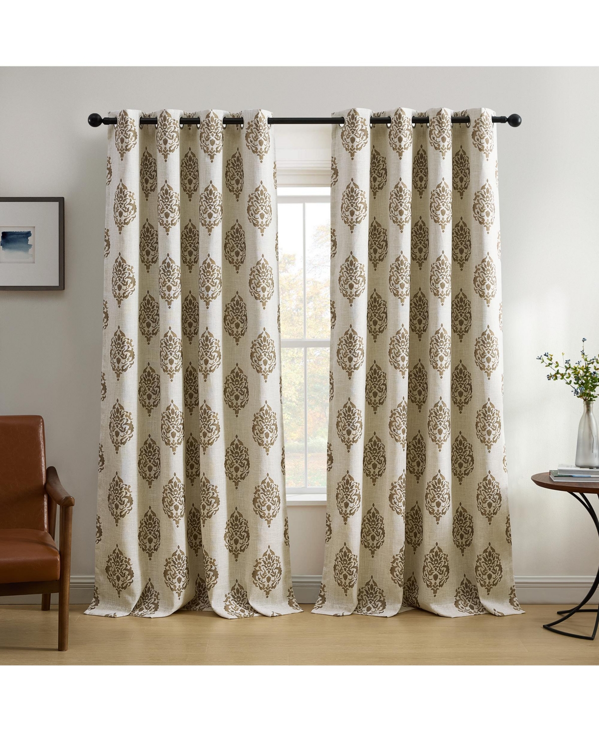 Click here for Elrene Home Fashions Navara Medallion Room Darkeni... prices