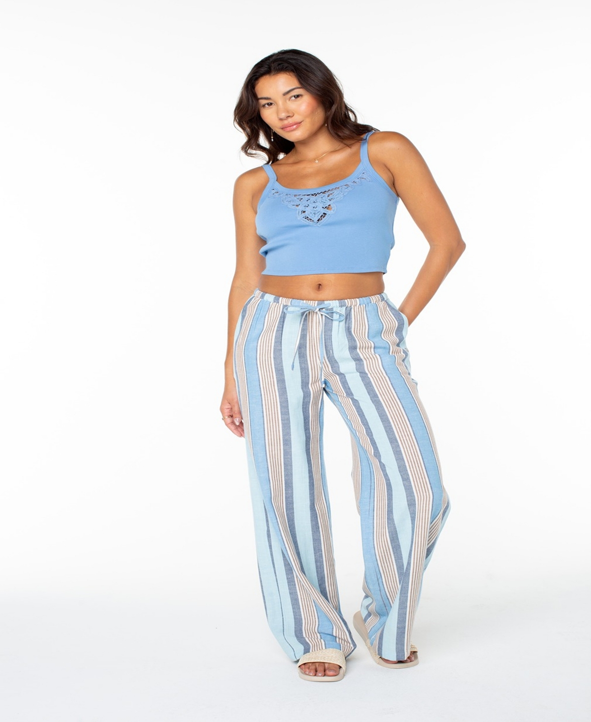 Click here for Roxy Juniors Iyla Low Rise Relaxed Fit Pants - Sil... prices