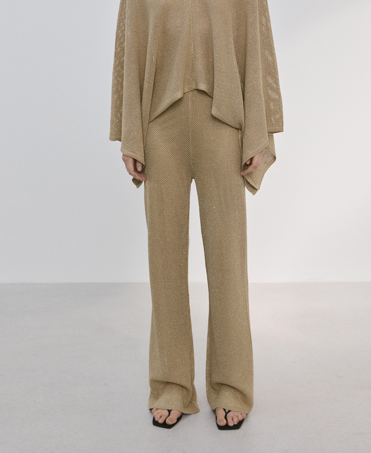 Click here for Mango Womens Mid-Rise Knitted Pants - Gold prices