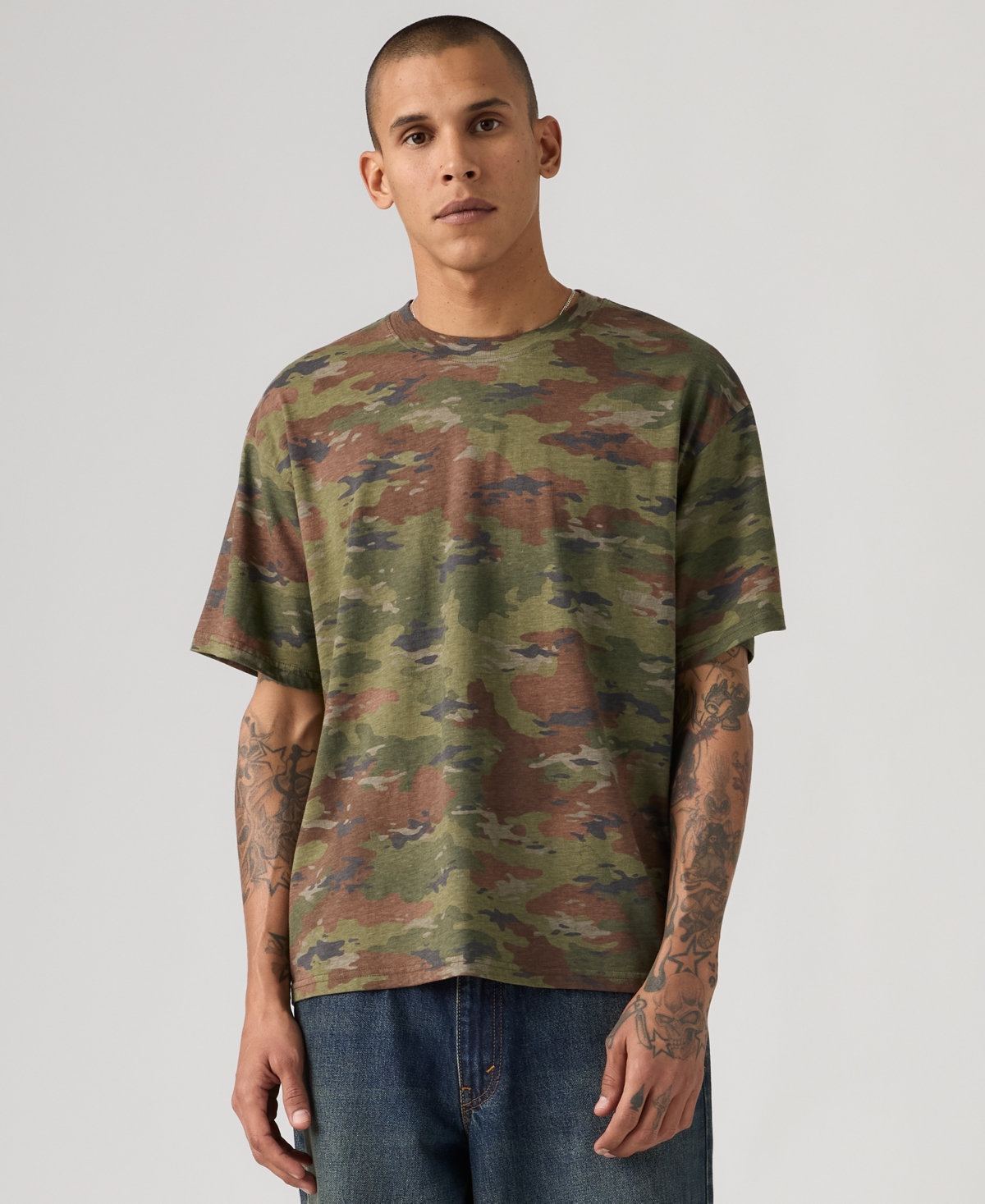 Click here for Levis Mens Classic Cropped Short-Sleeve T-Shirt -... prices