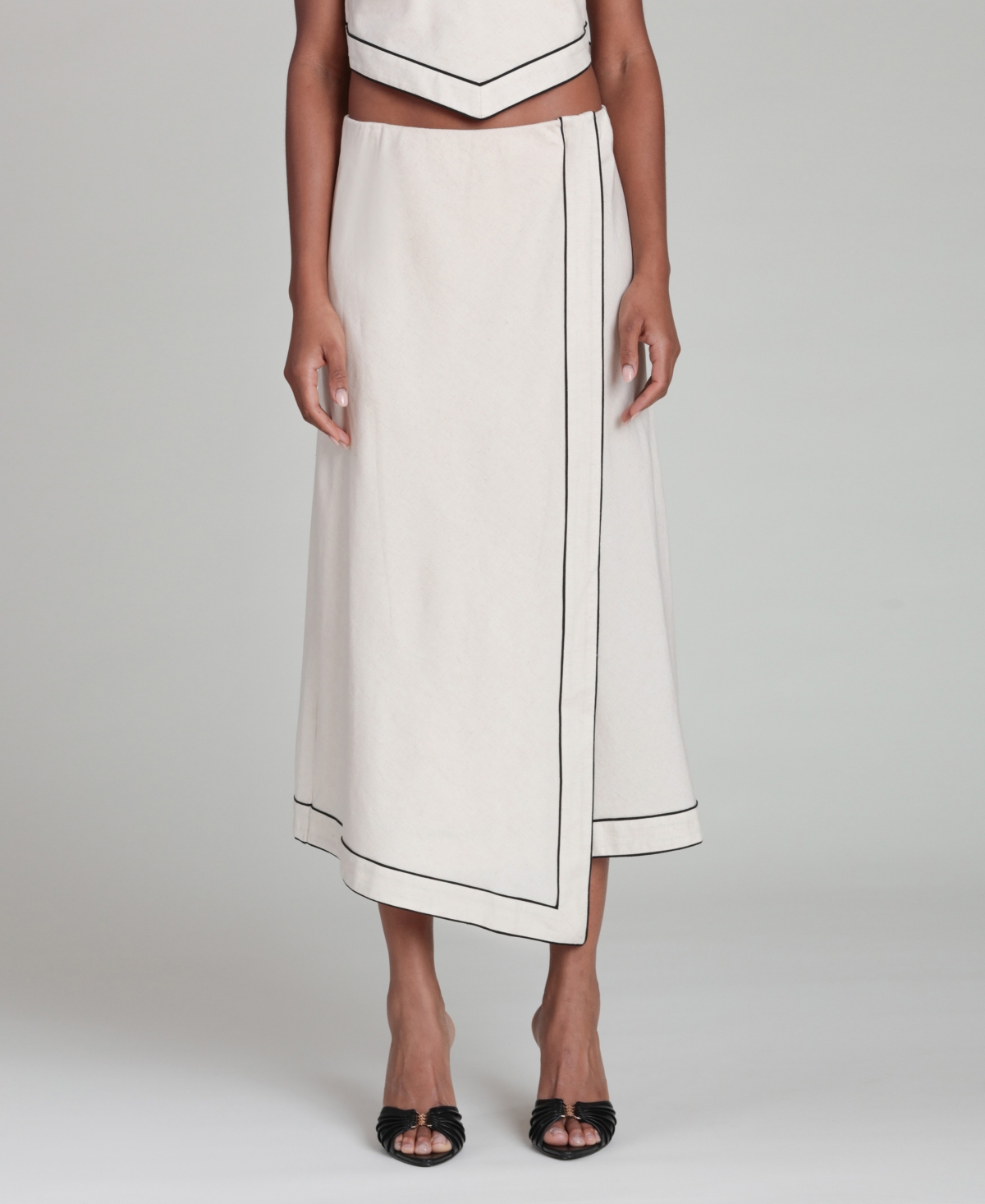 Click here for Avec Les Filles Womens Asymmetric Faux Wrap Midi S... prices
