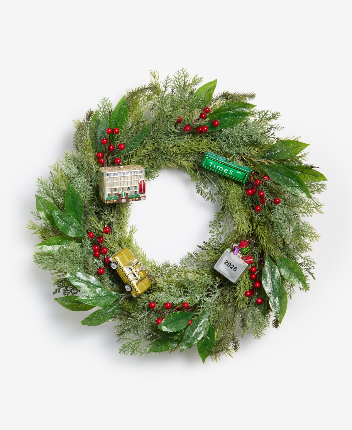 Holiday Lane Heritage Macys Nyc Wreath  Macys Exclusive