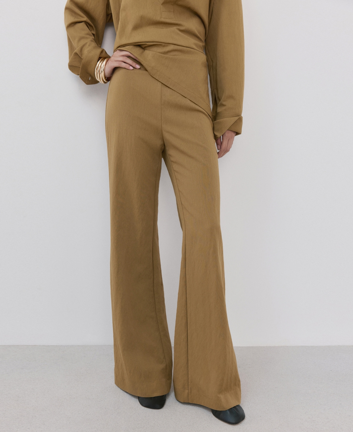 Click here for Mango Womens Straight Mid-Rise Pants - Khaki prices