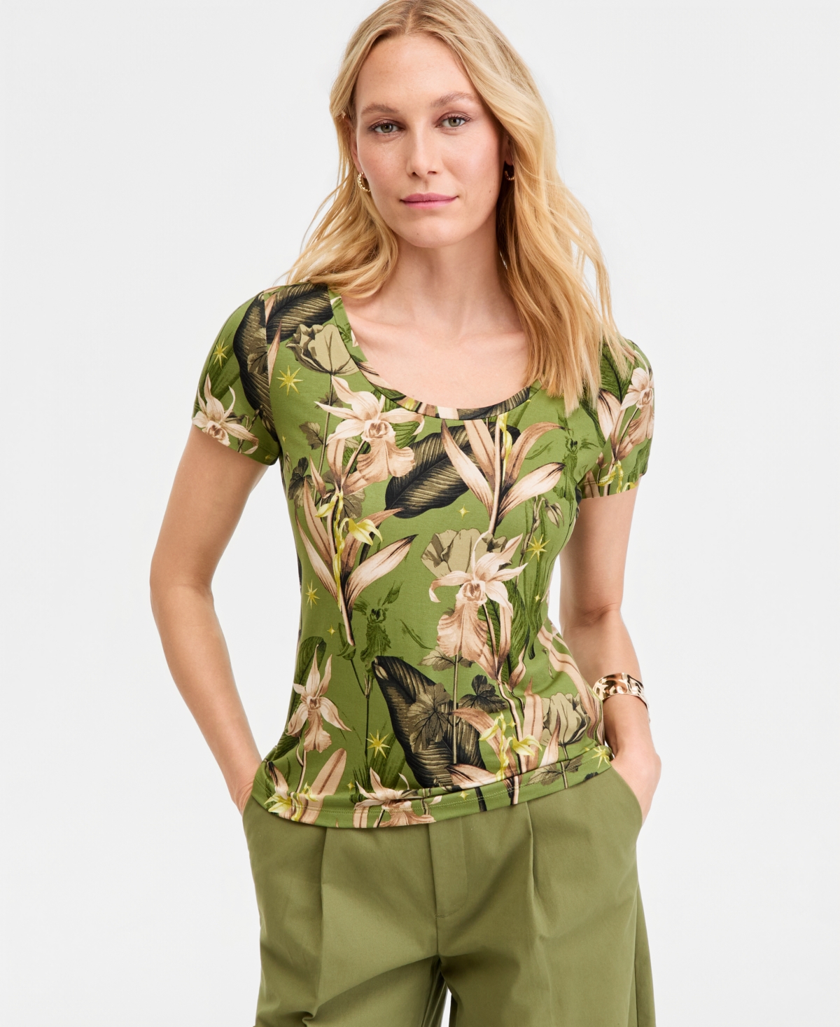 Click here for I.n.c. International Concepts Womens Printed Scoop... prices